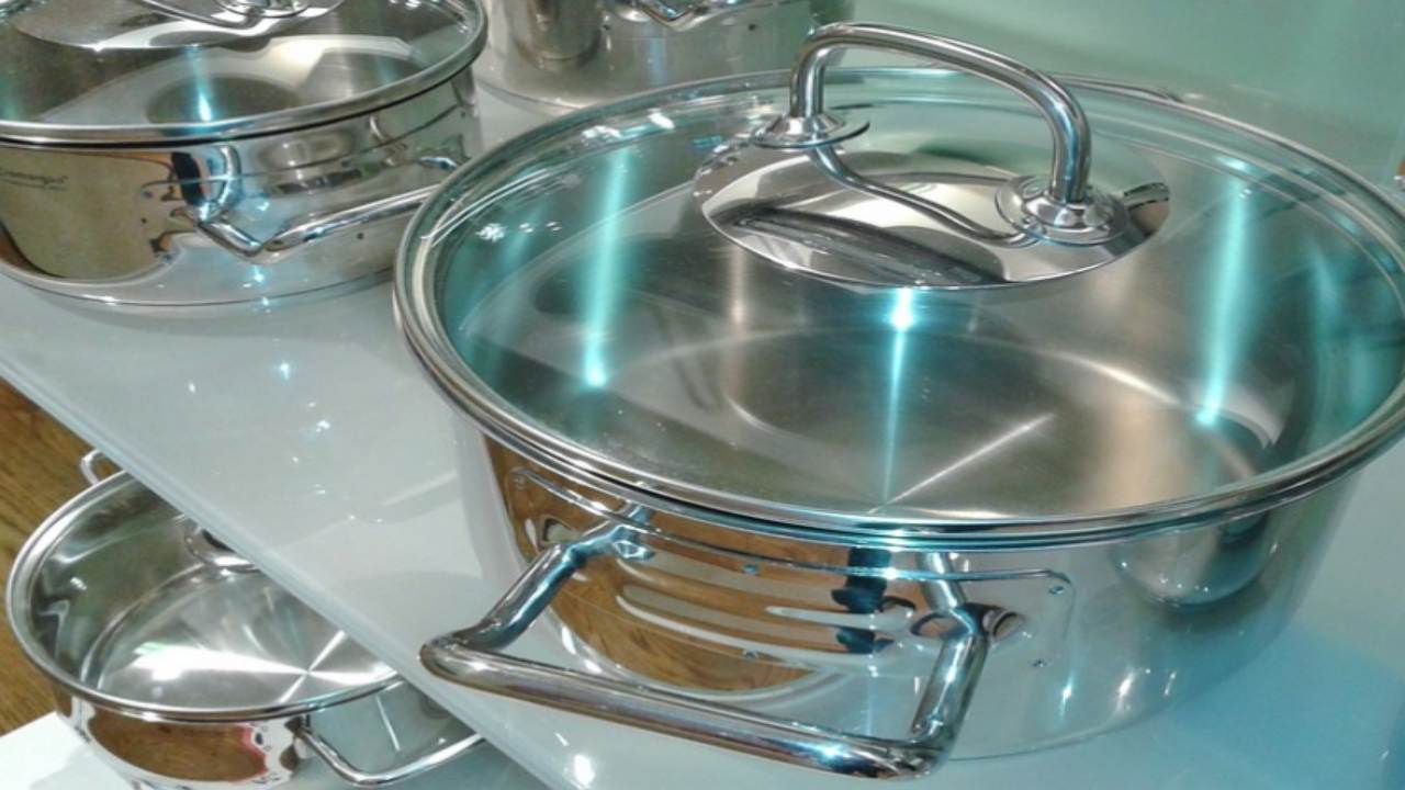 Perché bisogna mettere sempre il coperchio quando si cucina