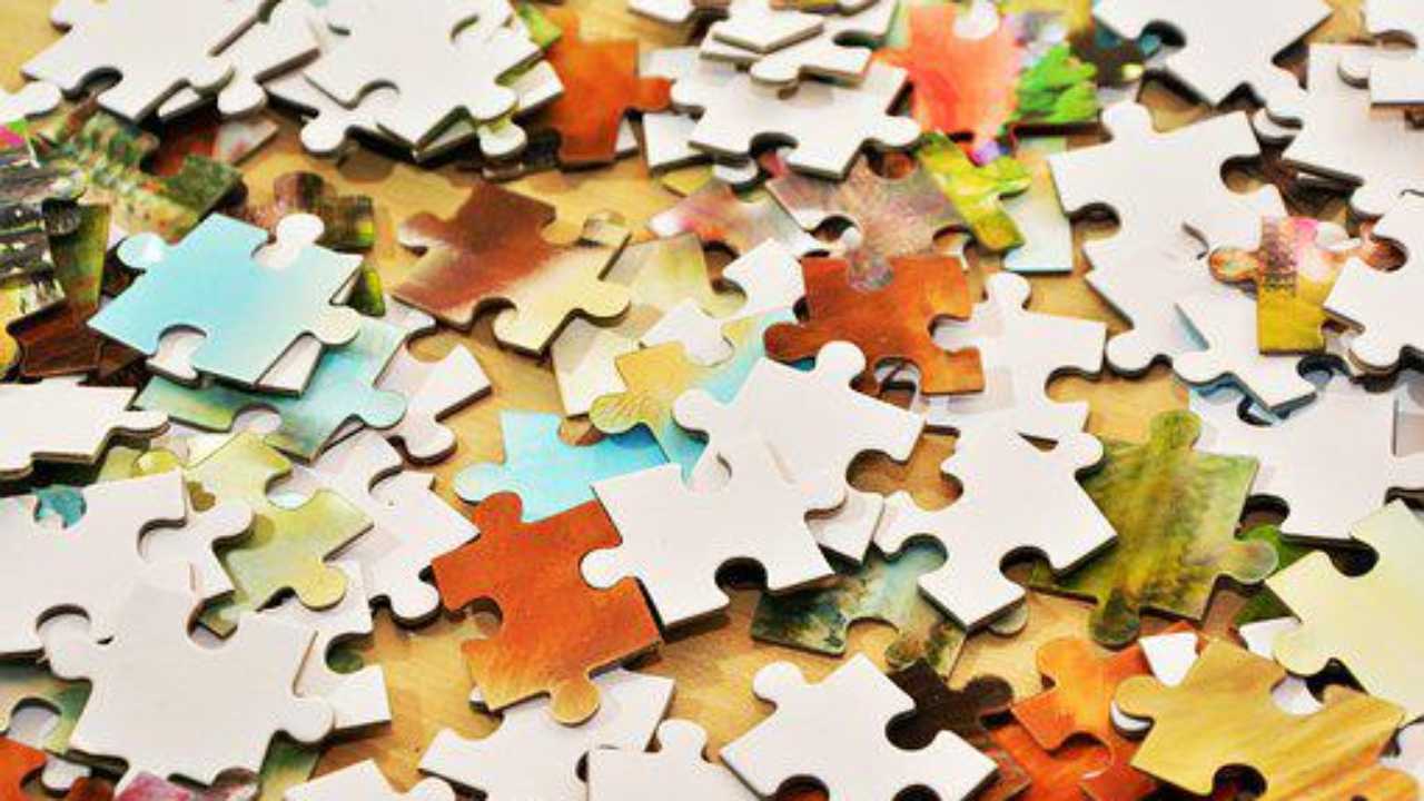 Riciclate le tessere dei puzzle: cosa possono diventare