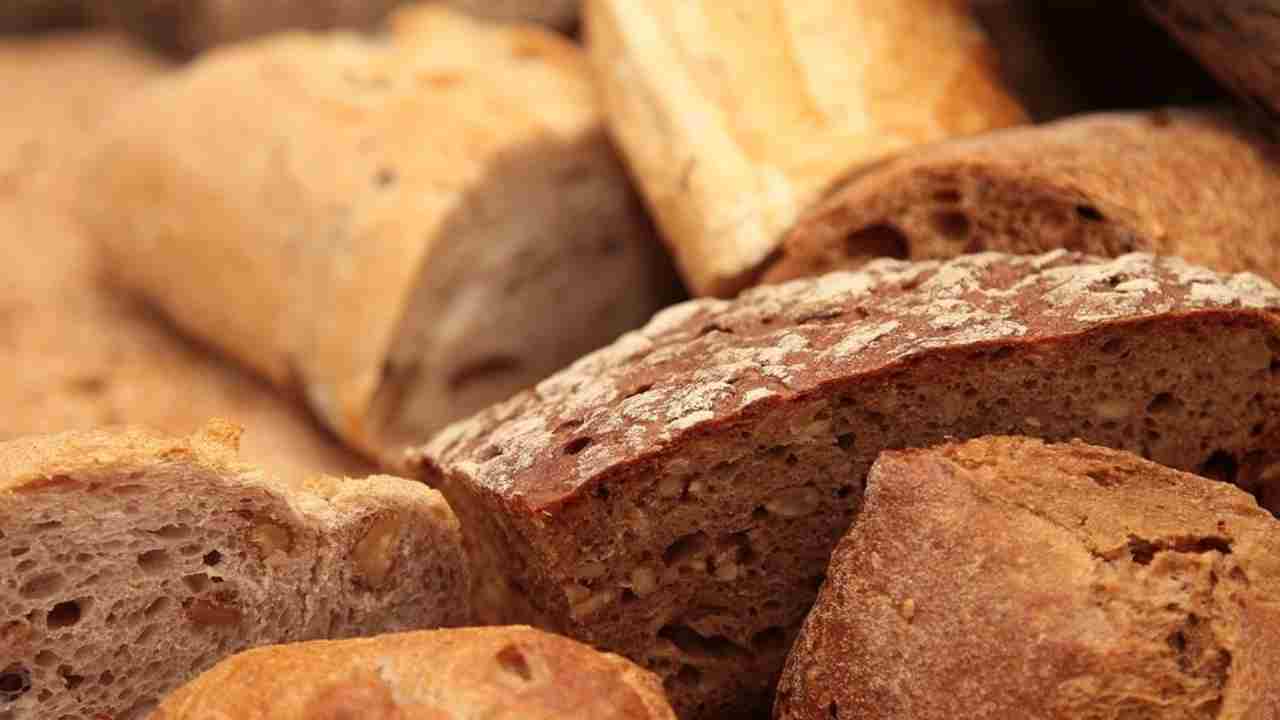Come riciclare il pane vecchio: puoi farci questo