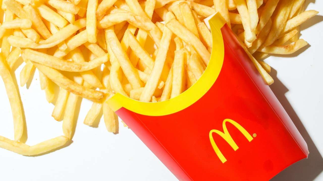 Patatine McDonald’s sono buonissime: lo sa il perché? La teoria arriva ...