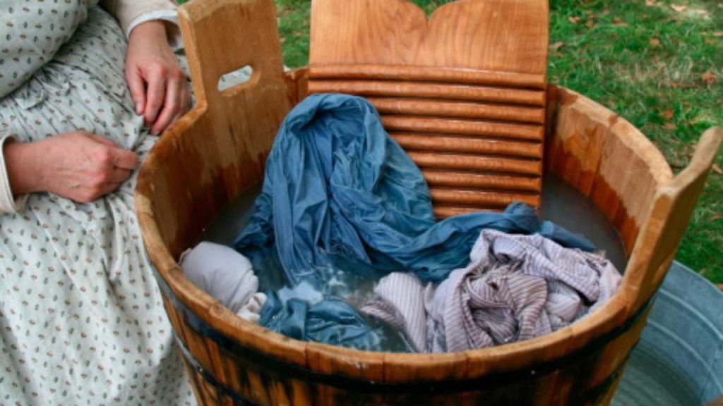 Bucato nel passato, come si lavavano i panni: la storia