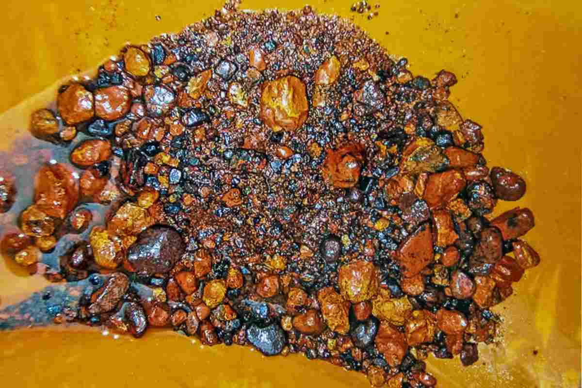 Coltan, cos’è e per cosa viene utilizzato: può costare la vita di un ...