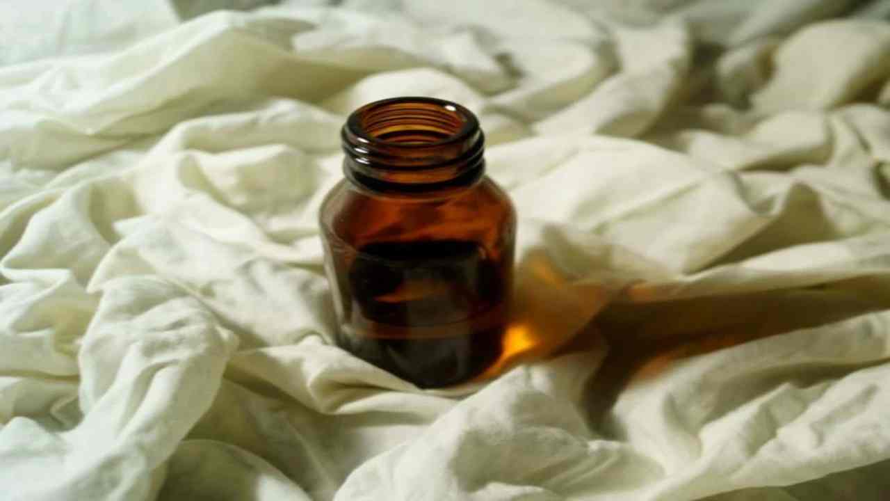 Consumo di Popper: non fa male solo al nostro fisico, le conseguenze ...