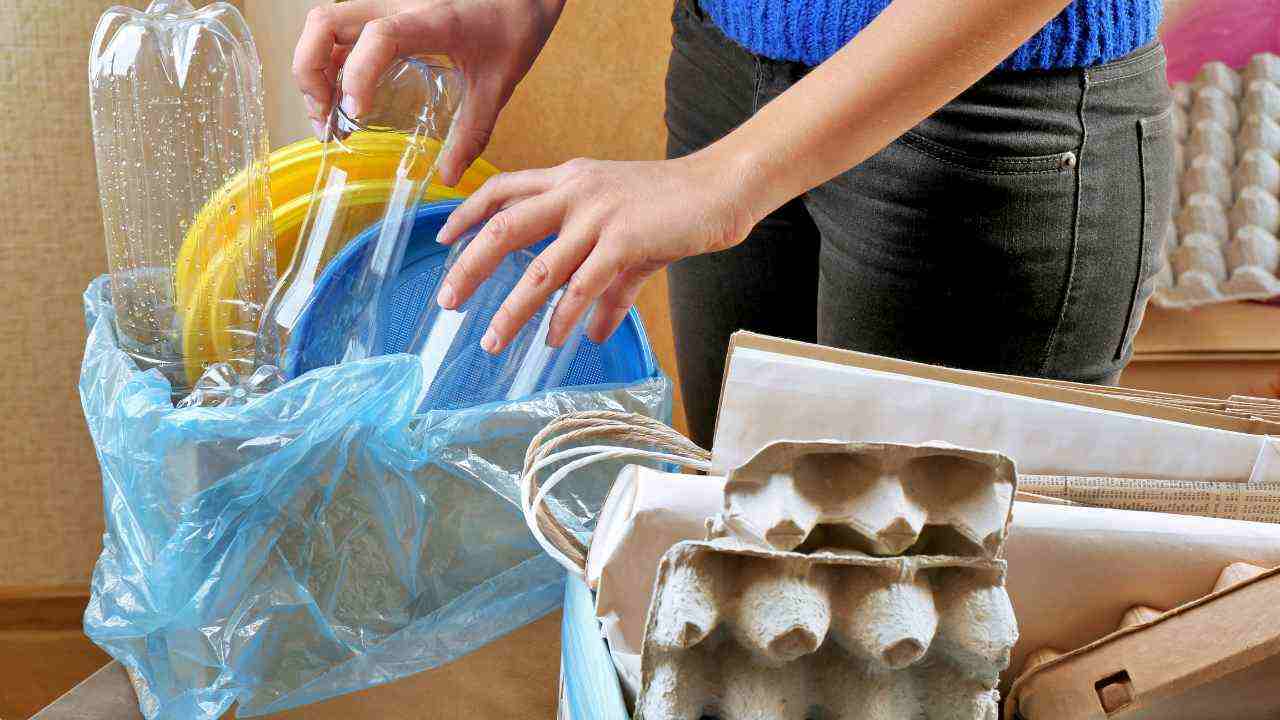Raccolta differenziata, come suddividere correttamente la plastica