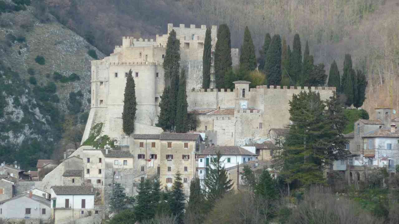 Rocca Sinibalda, il castello in cui è obbligatoria una visita: qual è ...