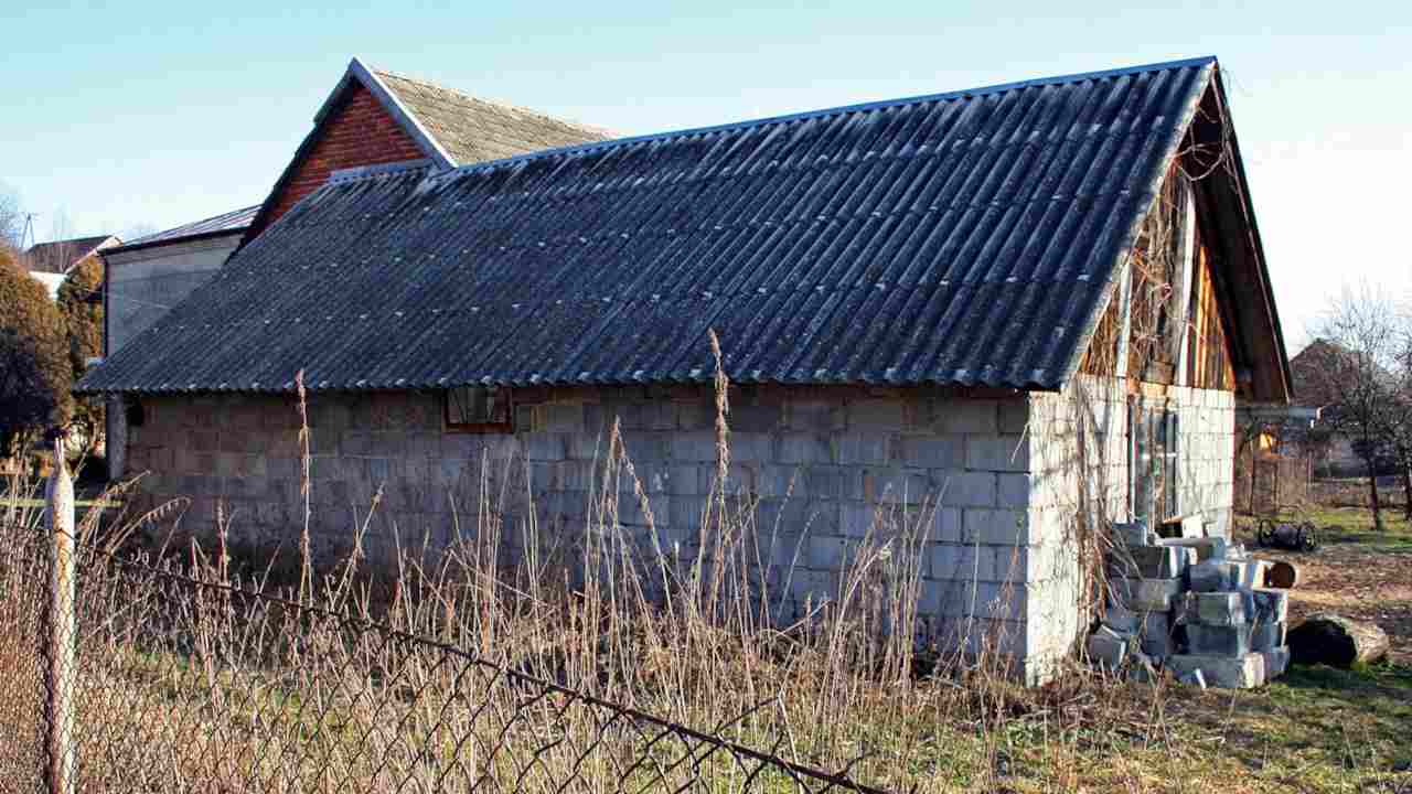 Casale Monferrato, Eternit e produzione di amianto: tra i più grandi ...