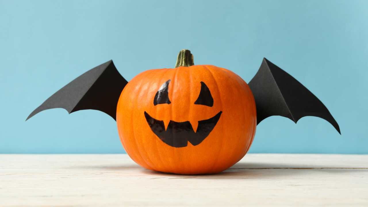 Perché la zucca è il simbolo di Halloween: il motivo storico Perché la zucca è il simbolo di Halloween: il motivo storico